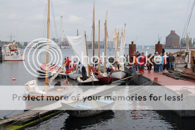 Where do I fly courtesy flag on unstayed masts? - The WoodenBoat Forum