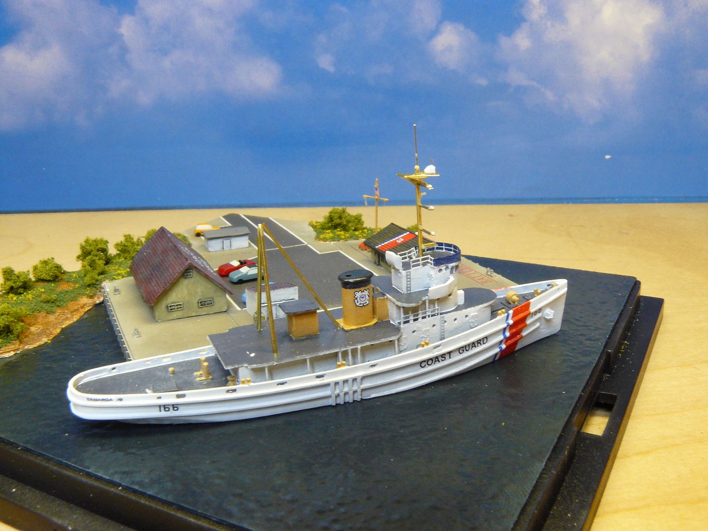 The Ship Model Forum • View topic - 1/700 USCGC Tamaroa WMEC-166