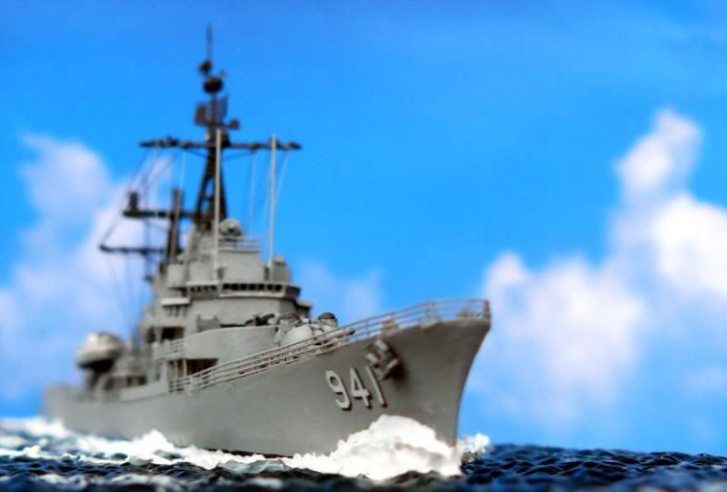 The Ship Model Forum • View topic - USS Du Pont DD-941 - 1/700 Forrest ...